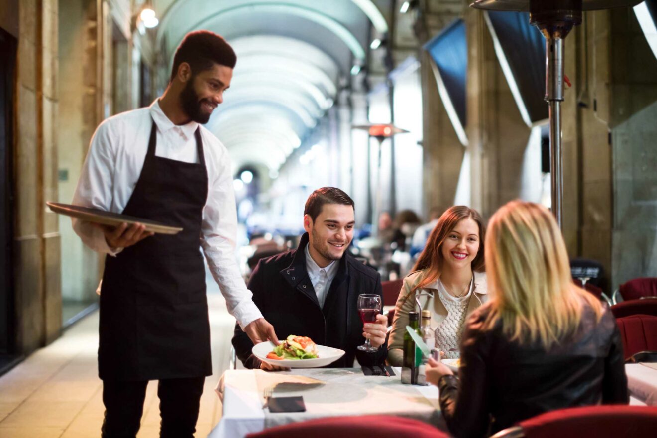 Cómo tratar con un cliente difícil. Soluciones prácticas para manejar ...